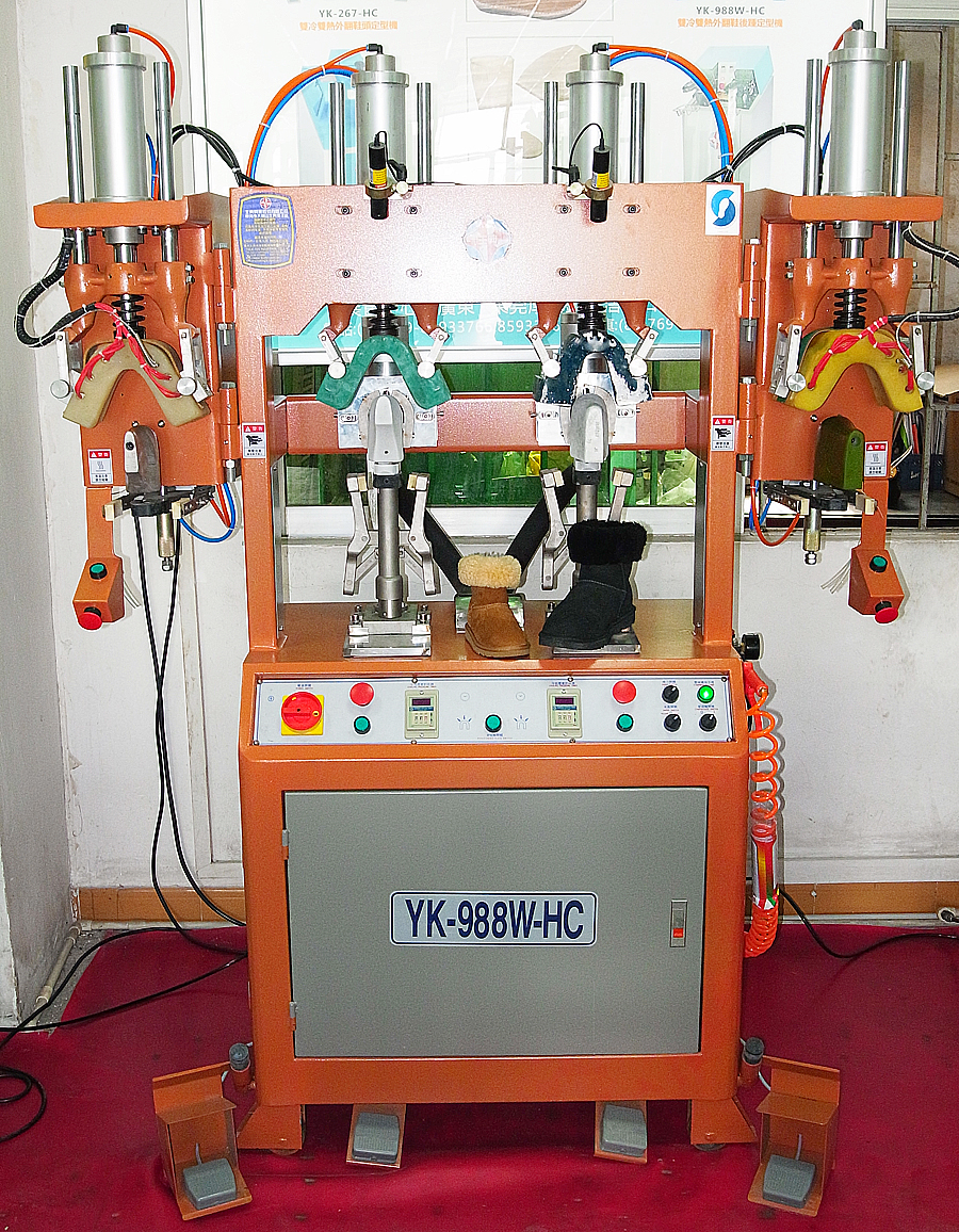 Back Part Molding Machine - Elitech Shoe Making Machines | Shoe Machines
